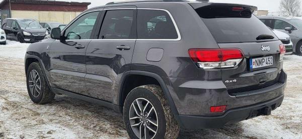 Pelēks Jeep Grand Cherokee 2020 Kretinga, ar dzinēja tilpumu 3.60 L un nobraukumu 135 tūkst. km par 19499 €, foto 5 vietnē AUTOMOTO.COM.LV