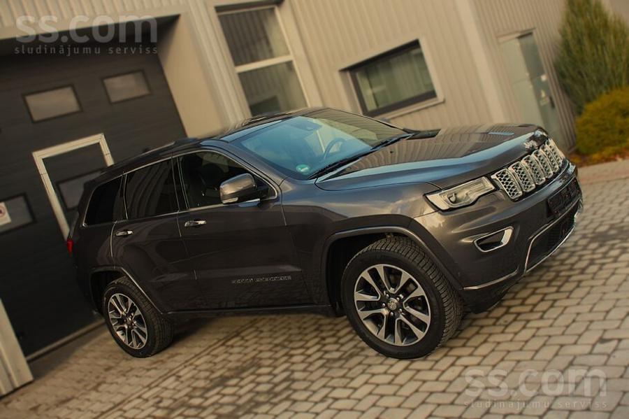 Grey Jeep Grand Cherokee 2020 in Riga, with an engine capacity of 3.00 L and mileage of 0 thousand km for 22750 €, photo 5 on AUTOMOTO.COM.LV