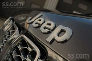 Grey Jeep Grand Cherokee 2020 in Riga, with an engine capacity of 3.00 L and mileage of 0 thousand km for 22750 €, photo 11 on AUTOMOTO.COM.LV