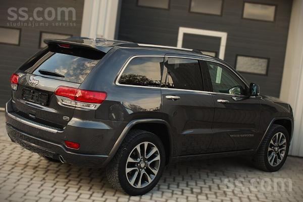 Pelēks Jeep Grand Cherokee 2020 Rīga, ar dzinēja tilpumu 3.00 L un nobraukumu 0 tūkst. km par 22750 €, foto 6 vietnē AUTOMOTO.COM.LV