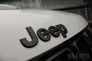 Pelēks Jeep Grand Cherokee 2020 Rīga, ar dzinēja tilpumu 3.00 L un nobraukumu 0 tūkst. km par 22950 €, foto 11 vietnē AUTOMOTO.COM.LV