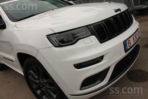 Pelēks Jeep Grand Cherokee 2020 Rīga, ar dzinēja tilpumu 3.00 L un nobraukumu 0 tūkst. km par 22950 €, foto 15 vietnē AUTOMOTO.COM.LV