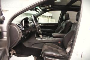 Pelēks Jeep Grand Cherokee 2020 Rīga, ar dzinēja tilpumu 3.00 L un nobraukumu 0 tūkst. km par 22950 €, foto 17 vietnē AUTOMOTO.COM.LV