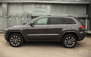 Grey Jeep Grand Cherokee 2020 in Riga, with an engine capacity of 3.00 L and mileage of 0 thousand km for 22650 €, photo 4 on AUTOMOTO.COM.LV