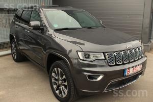 Grey Jeep Grand Cherokee 2020 in Riga, with an engine capacity of 3.00 L and mileage of 0 thousand km for 22650 €, photo 9 on AUTOMOTO.COM.LV