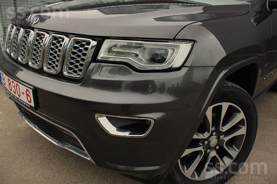 Grey Jeep Grand Cherokee 2020 in Riga, with an engine capacity of 3.00 L and mileage of 0 thousand km for 22650 €, photo 12 on AUTOMOTO.COM.LV