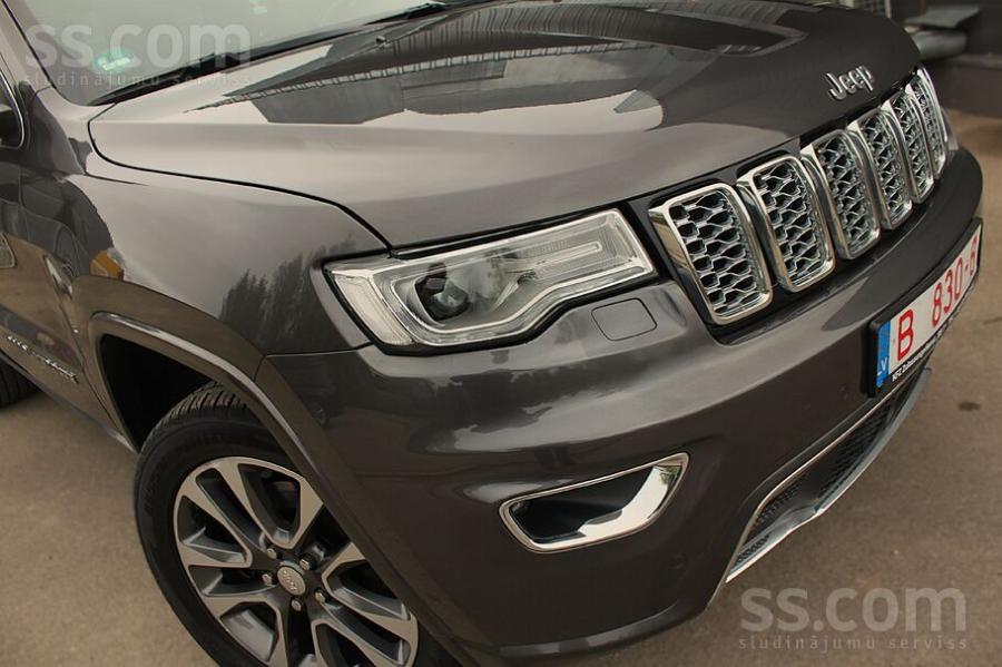 Grey Jeep Grand Cherokee 2020 in Riga, with an engine capacity of 3.00 L and mileage of 0 thousand km for 22650 €, photo 15 on AUTOMOTO.COM.LV
