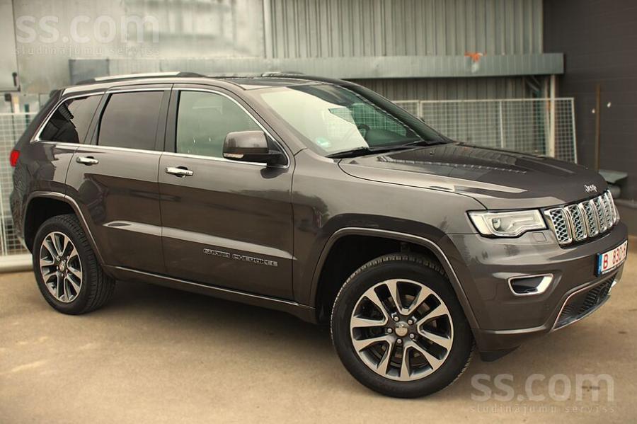 Grey Jeep Grand Cherokee 2020 in Riga, with an engine capacity of 3.00 L and mileage of 0 thousand km for 22650 €, photo 36 on AUTOMOTO.COM.LV