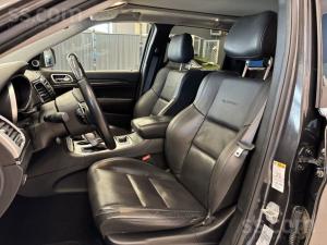 Pelēks Jeep Grand Cherokee 2020 Rīga, ar dzinēja tilpumu 3.00 L un nobraukumu 159 tūkst. km par 21900 €, foto 10 vietnē AUTOMOTO.COM.LV