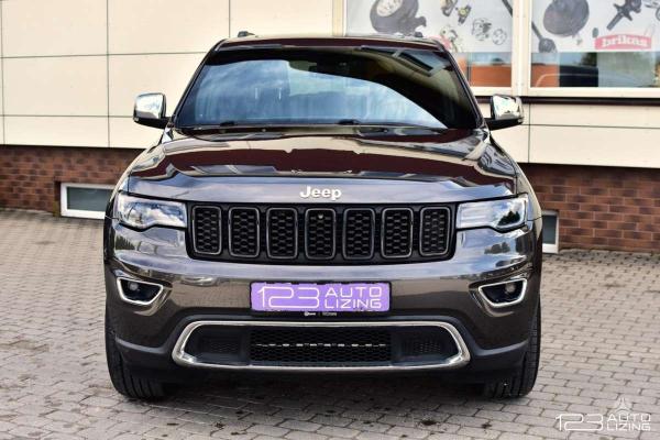 Pelēks Jeep Grand Cherokee 2020 Kretinga, ar dzinēja tilpumu 3.60 L un nobraukumu 148 tūkst. km par 19500 €, foto 3 vietnē AUTOMOTO.COM.LV