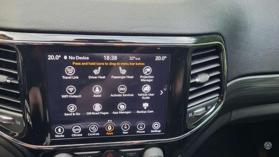 Grey Jeep Grand Cherokee 2020 in Vilnius, with an engine capacity of 3.60 L and mileage of 112 thousand km for 20699 €, photo 15 on AUTOMOTO.COM.LV