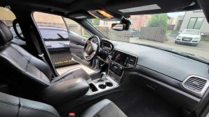 Grey Jeep Grand Cherokee 2020 in Vilnius, with an engine capacity of 3.60 L and mileage of 112 thousand km for 20699 €, photo 17 on AUTOMOTO.COM.LV