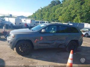 Grey Jeep Grand Cherokee 2020 in Vilnius, with an engine capacity of 3.60 L and mileage of 244 thousand km for 10400 €, photo 13 on AUTOMOTO.COM.LV