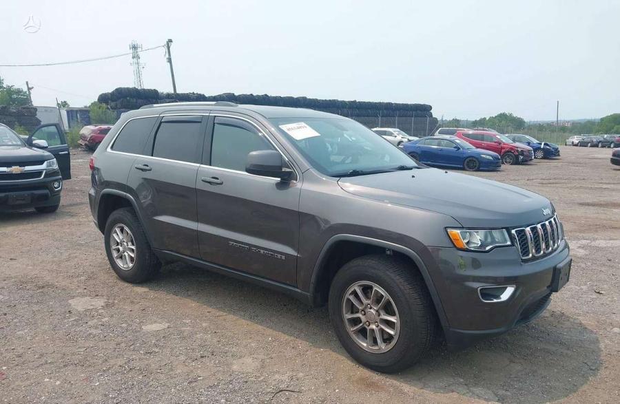 Pelēks Jeep Grand Cherokee 2020 Viļņa, ar dzinēja tilpumu 3.60 L un nobraukumu 102 tūkst. km par 12400 €, foto 1 vietnē AUTOMOTO.COM.LV