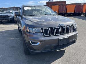 Pelēks Jeep Grand Cherokee 2020 Viļņa, ar dzinēja tilpumu 3.60 L un nobraukumu 102 tūkst. km par 12400 €, foto 3 vietnē AUTOMOTO.COM.LV