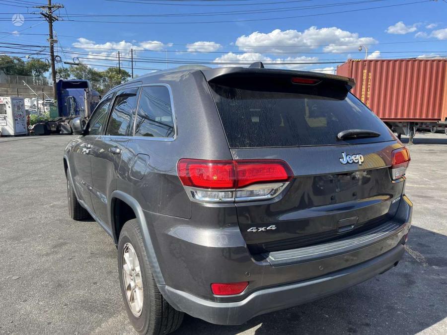 Pelēks Jeep Grand Cherokee 2020 Viļņa, ar dzinēja tilpumu 3.60 L un nobraukumu 102 tūkst. km par 12400 €, foto 9 vietnē AUTOMOTO.COM.LV