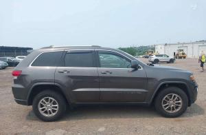 Pelēks Jeep Grand Cherokee 2020 Viļņa, ar dzinēja tilpumu 3.60 L un nobraukumu 102 tūkst. km par 12400 €, foto 14 vietnē AUTOMOTO.COM.LV