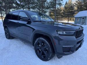 Grey Jeep Grand Cherokee 2021 in Silale, with an engine capacity of 3.60 L and mileage of 91 thousand km for 29900 €, photo 3 on AUTOMOTO.COM.LV