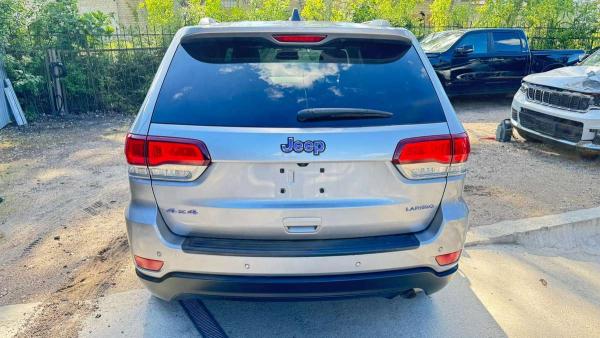 Pelēks Jeep Grand Cherokee 2021 Ukmergė, ar dzinēja tilpumu 3.60 L un nobraukumu 43 tūkst. km par 11999 €, foto 2 vietnē AUTOMOTO.COM.LV