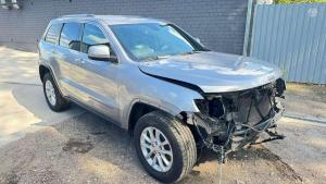 Grey Jeep Grand Cherokee 2021 in Ukmerge, with an engine capacity of 3.60 L and mileage of 43 thousand km for 11999 €, photo 6 on AUTOMOTO.COM.LV