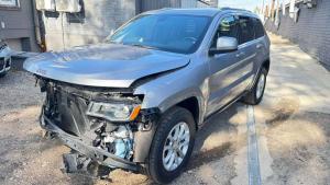 Grey Jeep Grand Cherokee 2021 in Ukmerge, with an engine capacity of 3.60 L and mileage of 43 thousand km for 11999 €, photo 9 on AUTOMOTO.COM.LV