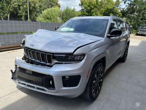 Grey Jeep Grand Cherokee 2021 in Kaunas, with an engine capacity of 3.60 L and mileage of 75 thousand km for 16400 €, photo  on AUTOMOTO.COM.LV