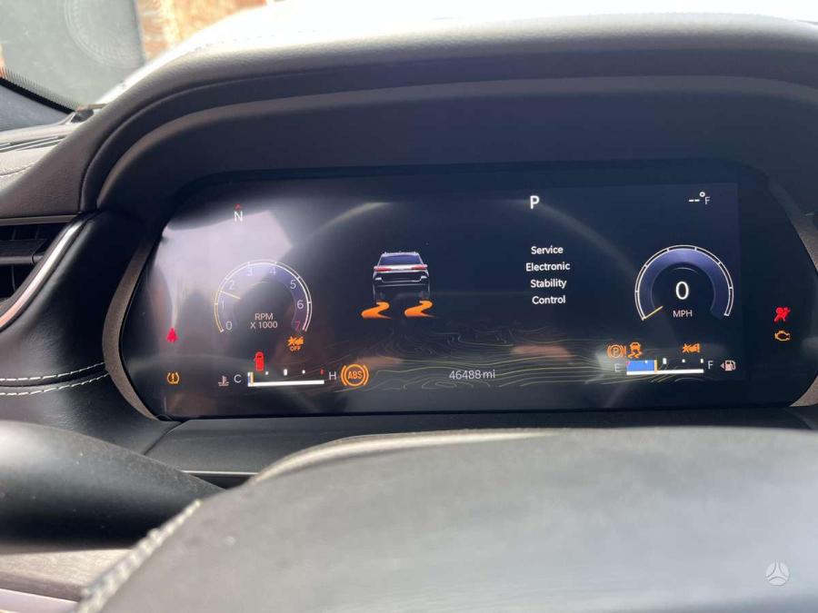 Pelēks Jeep Grand Cherokee 2021 Kauņa, ar dzinēja tilpumu 3.60 L un nobraukumu 75 tūkst. km par 16400 €, foto 13 vietnē AUTOMOTO.COM.LV