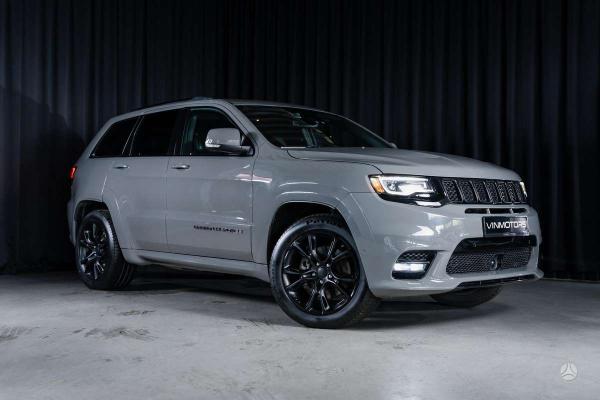 Grey Jeep Grand Cherokee 2021 in Vilnius, with an engine capacity of 5.65 L and mileage of 74 thousand km for 25900 €, photo 3 on AUTOMOTO.COM.LV