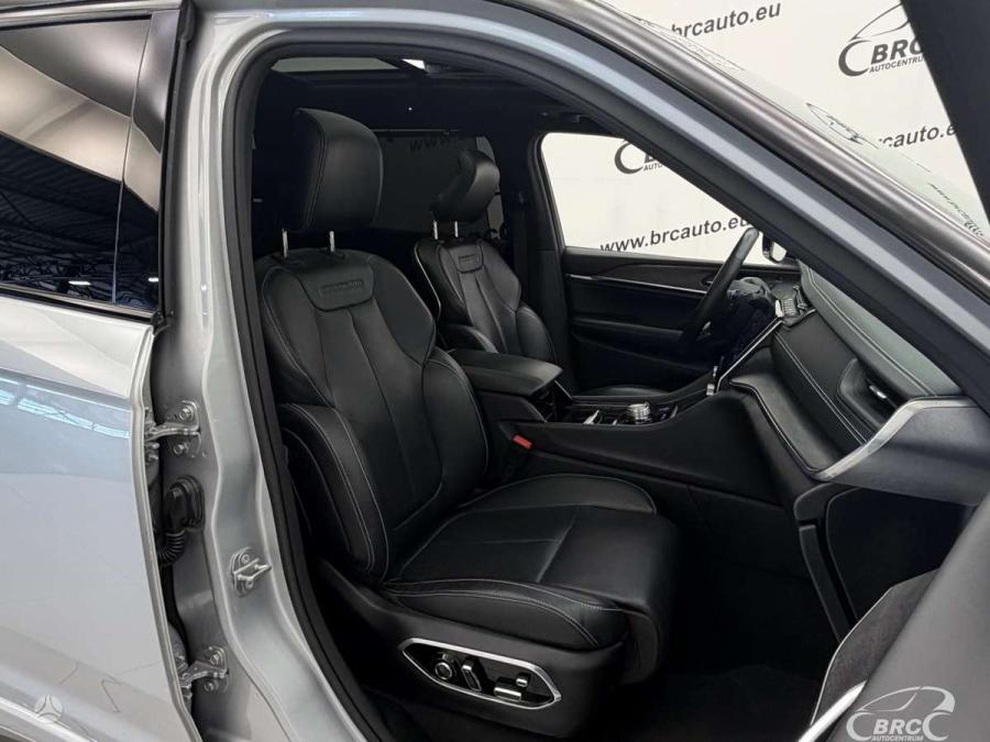 Pelēks Jeep Grand Cherokee 2021 Viļņa, ar dzinēja tilpumu 3.60 L un nobraukumu 49 tūkst. km par 37500 €, foto 9 vietnē AUTOMOTO.COM.LV