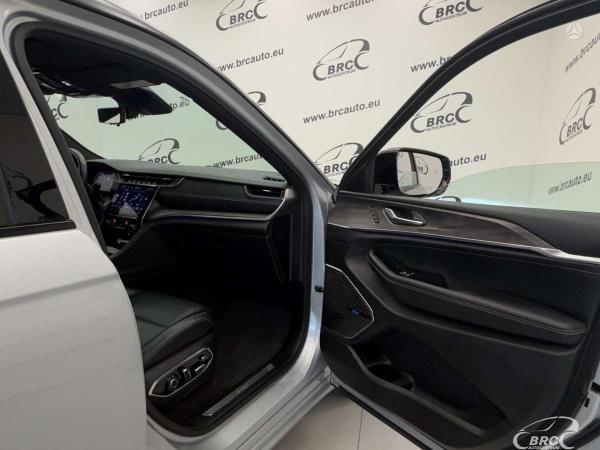 Pelēks Jeep Grand Cherokee 2021 Viļņa, ar dzinēja tilpumu 3.60 L un nobraukumu 49 tūkst. km par 37500 €, foto 10 vietnē AUTOMOTO.COM.LV