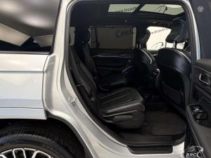 Pelēks Jeep Grand Cherokee 2021 Viļņa, ar dzinēja tilpumu 3.60 L un nobraukumu 49 tūkst. km par 37500 €, foto 15 vietnē AUTOMOTO.COM.LV