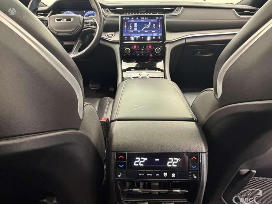 Pelēks Jeep Grand Cherokee 2021 Viļņa, ar dzinēja tilpumu 3.60 L un nobraukumu 49 tūkst. km par 37500 €, foto 20 vietnē AUTOMOTO.COM.LV
