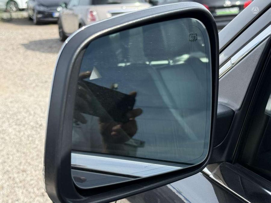 Pelēks Jeep Grand Cherokee 2021 Kretinga, ar dzinēja tilpumu 3.60 L un nobraukumu 83 tūkst. km par 19999 €, foto 15 vietnē AUTOMOTO.COM.LV