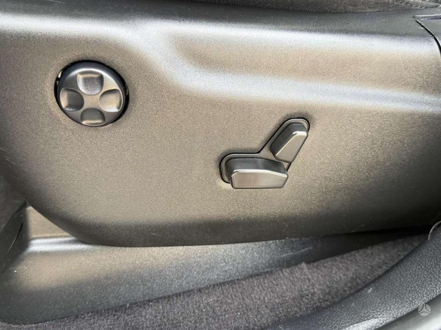Pelēks Jeep Grand Cherokee 2021 Kretinga, ar dzinēja tilpumu 3.60 L un nobraukumu 83 tūkst. km par 19999 €, foto 30 vietnē AUTOMOTO.COM.LV