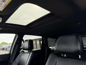 Pelēks Jeep Grand Cherokee 2021 Kretinga, ar dzinēja tilpumu 3.60 L un nobraukumu 83 tūkst. km par 19999 €, foto 31 vietnē AUTOMOTO.COM.LV