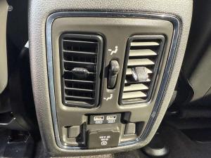 Pelēks Jeep Grand Cherokee 2021 Kretinga, ar dzinēja tilpumu 3.60 L un nobraukumu 83 tūkst. km par 19999 €, foto 33 vietnē AUTOMOTO.COM.LV