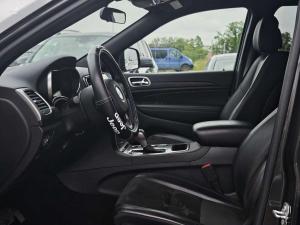 Grey Jeep Grand Cherokee 2021 in Vilnius, with an engine capacity of 3.60 L and mileage of 69 thousand km for 24000 €, photo 10 on AUTOMOTO.COM.LV