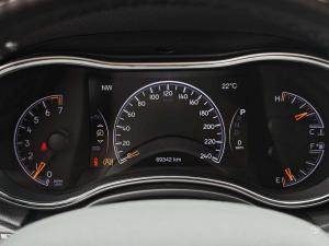 Grey Jeep Grand Cherokee 2021 in Vilnius, with an engine capacity of 3.60 L and mileage of 69 thousand km for 24000 €, photo 12 on AUTOMOTO.COM.LV