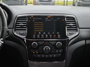 Grey Jeep Grand Cherokee 2021 in Vilnius, with an engine capacity of 3.60 L and mileage of 69 thousand km for 24000 €, photo 14 on AUTOMOTO.COM.LV