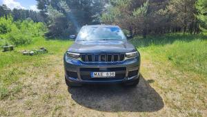 Pelēks Jeep Grand Cherokee 2021 Akmenė, ar dzinēja tilpumu 3.60 L un nobraukumu 128 tūkst. km par 30500 €, foto 3 vietnē AUTOMOTO.COM.LV