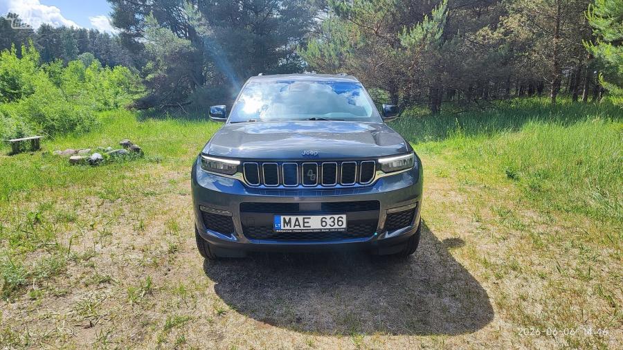 Pelēks Jeep Grand Cherokee 2021 Akmenė, ar dzinēja tilpumu 3.60 L un nobraukumu 128 tūkst. km par 30500 €, foto 3 vietnē AUTOMOTO.COM.LV