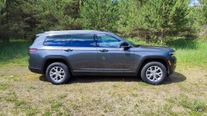Pelēks Jeep Grand Cherokee 2021 Akmenė, ar dzinēja tilpumu 3.60 L un nobraukumu 128 tūkst. km par 30500 €, foto 5 vietnē AUTOMOTO.COM.LV