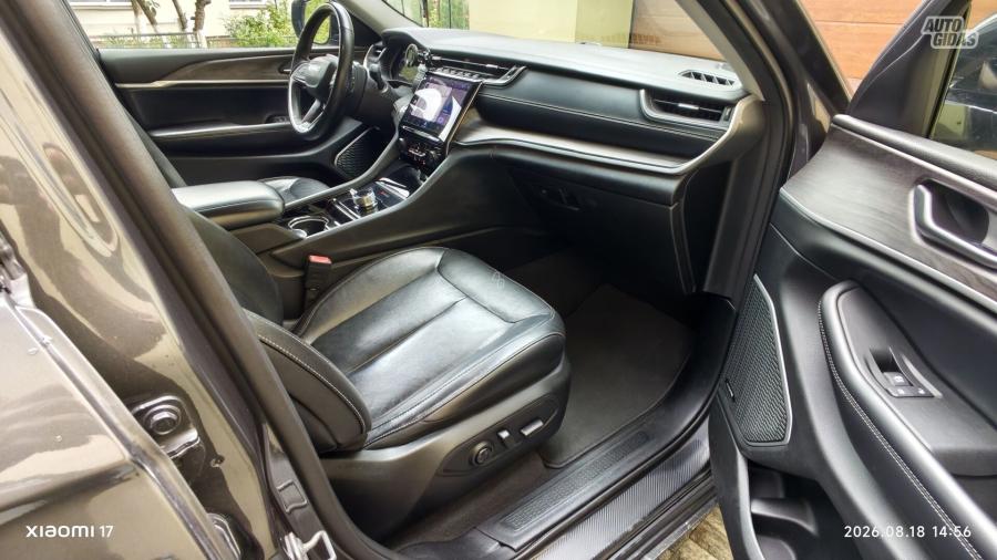 Pelēks Jeep Grand Cherokee 2021 Akmenė, ar dzinēja tilpumu 3.60 L un nobraukumu 128 tūkst. km par 30500 €, foto 20 vietnē AUTOMOTO.COM.LV