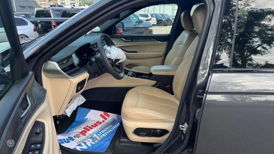 Pelēks Jeep Grand Cherokee 2022 Ukmergė, ar dzinēja tilpumu 2.00 L un nobraukumu 67 tūkst. km par 18499 €, foto 14 vietnē AUTOMOTO.COM.LV
