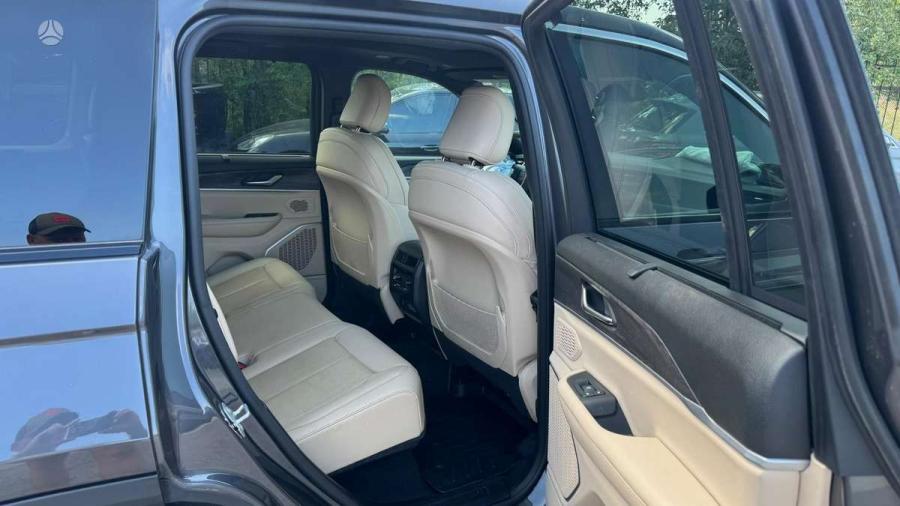 Pelēks Jeep Grand Cherokee 2022 Ukmergė, ar dzinēja tilpumu 2.00 L un nobraukumu 67 tūkst. km par 18499 €, foto 26 vietnē AUTOMOTO.COM.LV