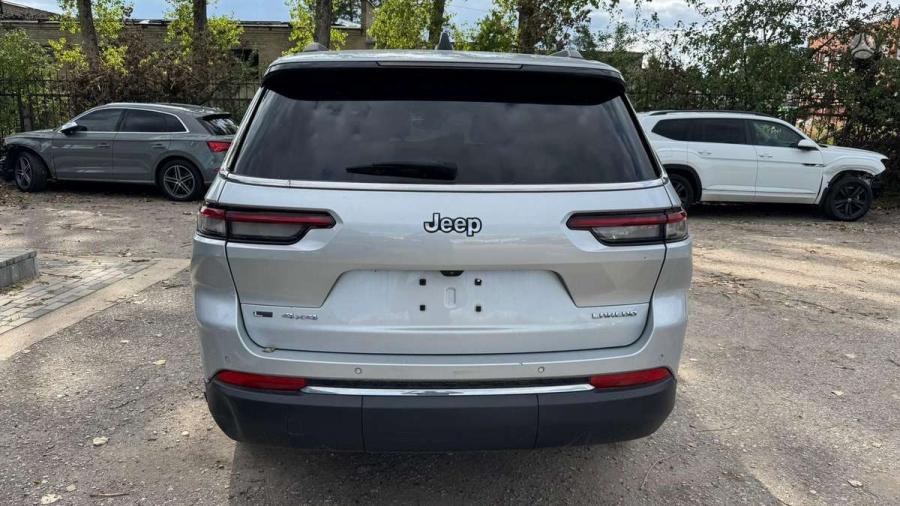 Pelēks Jeep Grand Cherokee 2022 Ukmergė, ar dzinēja tilpumu 3.60 L un nobraukumu 50 tūkst. km par 16999 €, foto 3 vietnē AUTOMOTO.COM.LV