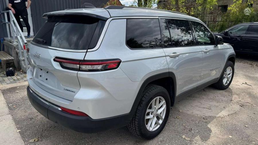 Pelēks Jeep Grand Cherokee 2022 Ukmergė, ar dzinēja tilpumu 3.60 L un nobraukumu 50 tūkst. km par 16999 €, foto 4 vietnē AUTOMOTO.COM.LV