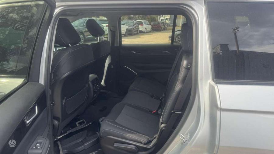 Pelēks Jeep Grand Cherokee 2022 Ukmergė, ar dzinēja tilpumu 3.60 L un nobraukumu 50 tūkst. km par 16999 €, foto 12 vietnē AUTOMOTO.COM.LV