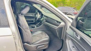 Grey Jeep Grand Cherokee 2023 in Ukmerge, with an engine capacity of 3.60 L and mileage of 61 thousand km for 16990 €, photo 17 on AUTOMOTO.COM.LV