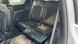 Grey Jeep Grand Cherokee 2023 in Ukmerge, with an engine capacity of 3.60 L and mileage of 51 thousand km for 20999 €, photo 20 on AUTOMOTO.COM.LV